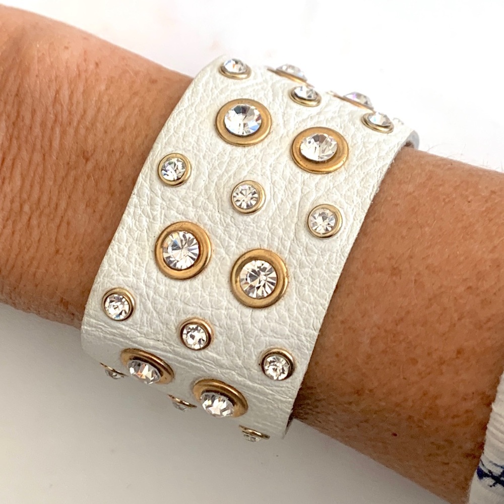 White Embellished Leather Cuff - Gem